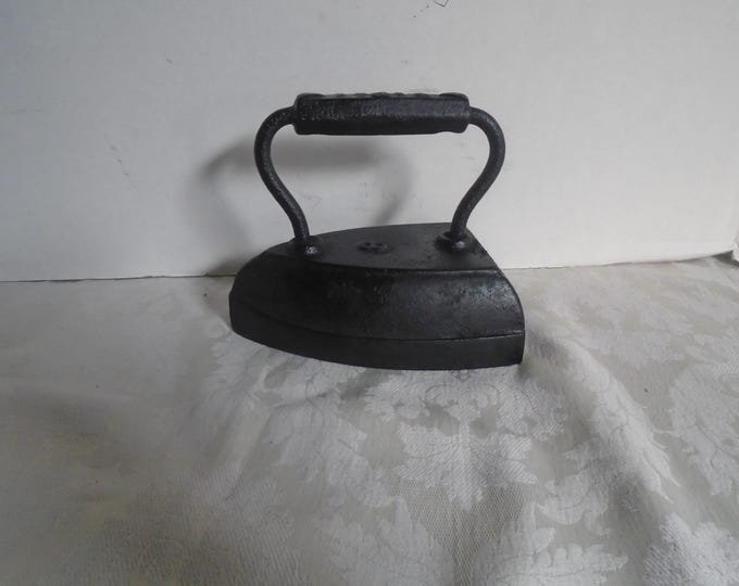 Antique Iron, Sad Iron, Primitive Iron, Old Iron, Farmhouse Antique ...