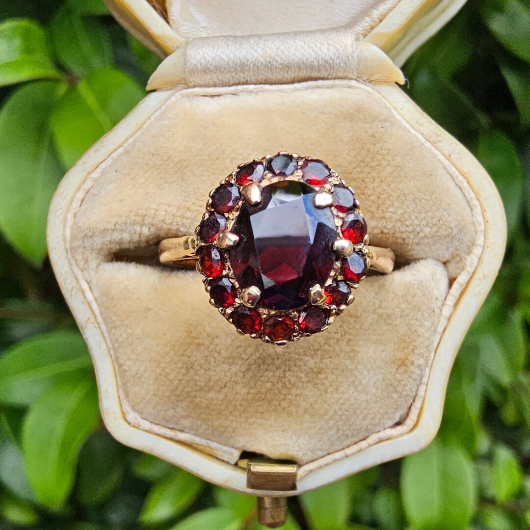 Vintage 9ct Gold Garnet Cluster Ring Deep Blood Red Garnet 9K Yellow ...