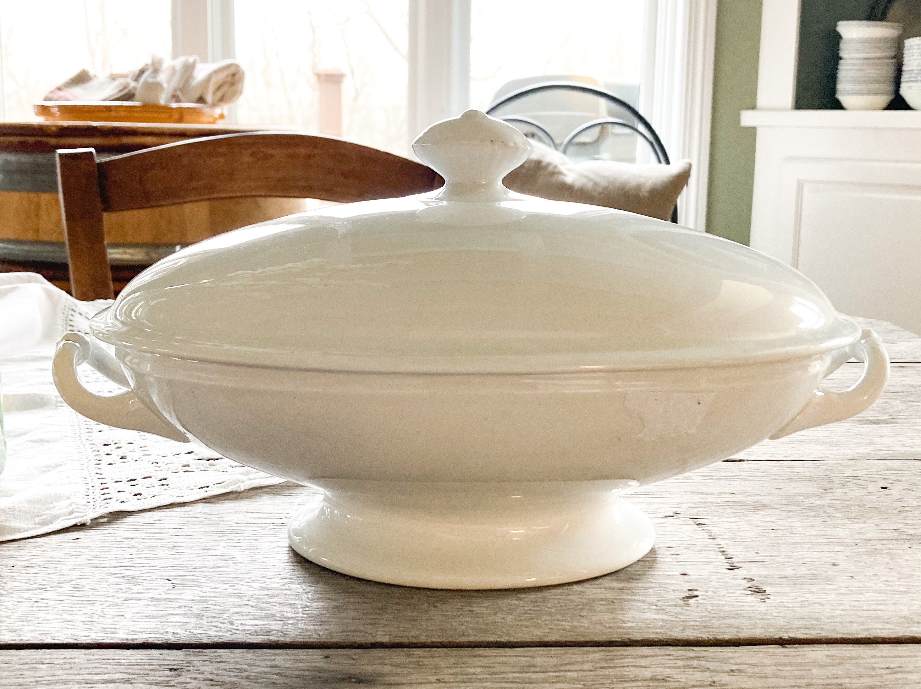 T & R Boote Royal Premium Ironstone English White Soup Vegetable Tureen ...
