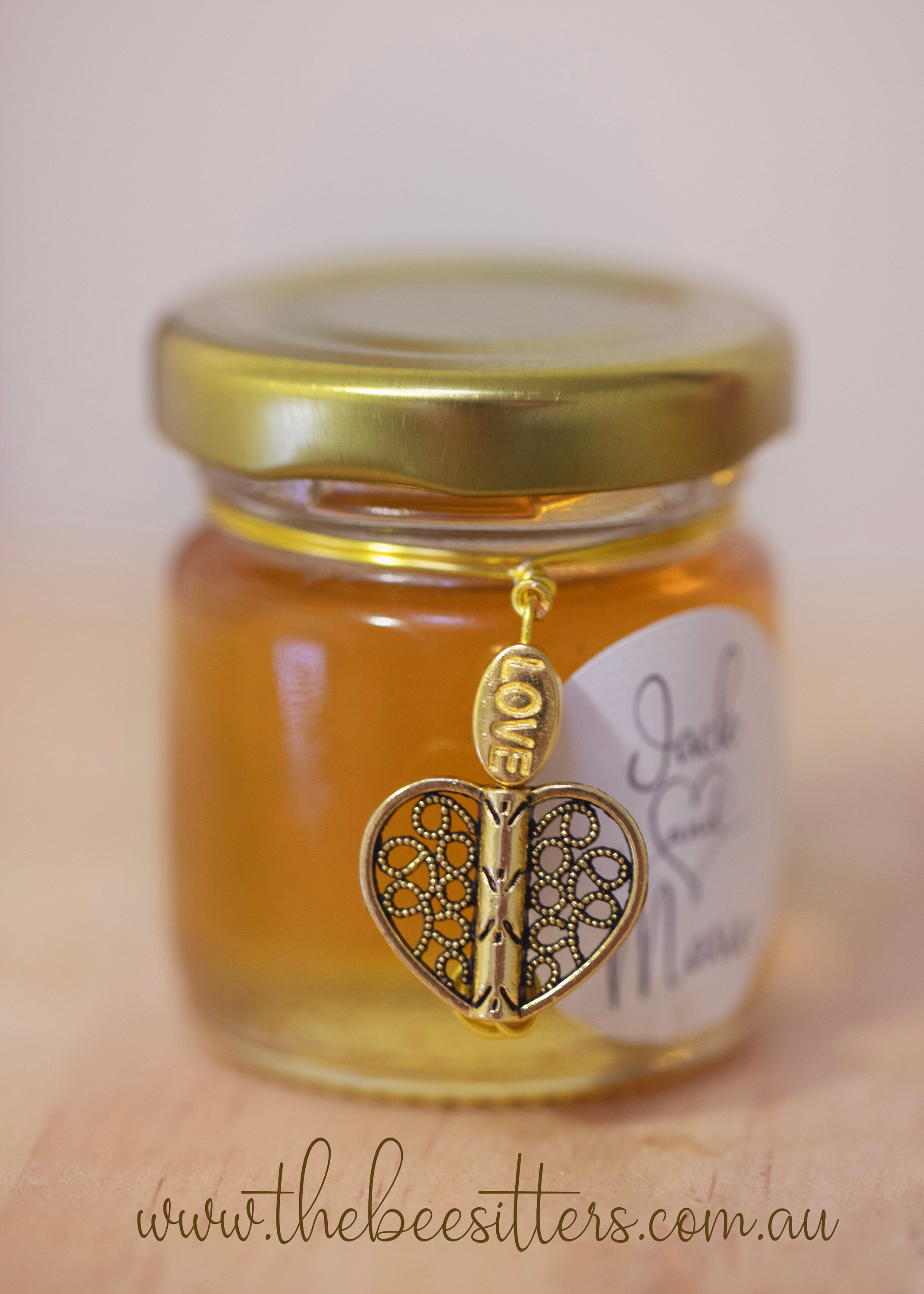 30g & 50g Filled Round Glass Jars : Honey, Petals, Beeswax Candle ...