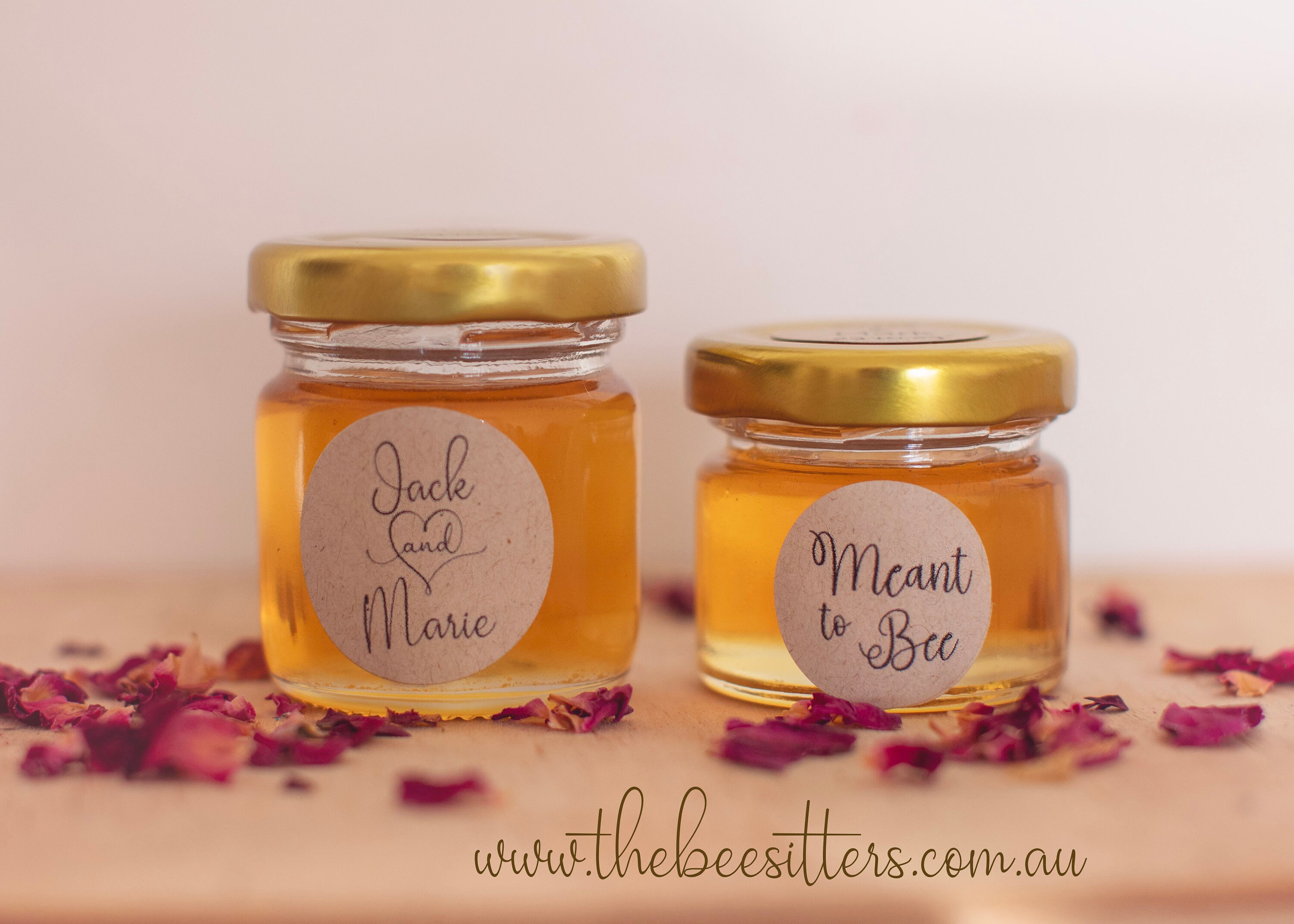 30g & 50g Filled Round Glass Jars : Honey, Petals, Beeswax Candle ...