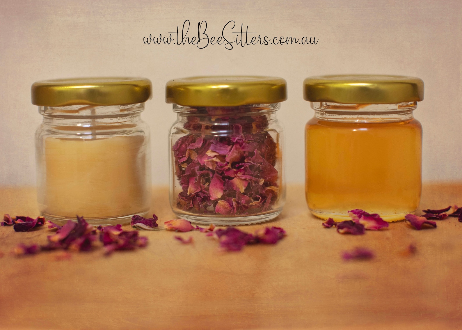 30g & 50g Filled Round Glass Jars : Honey, Petals, Beeswax Candle ...