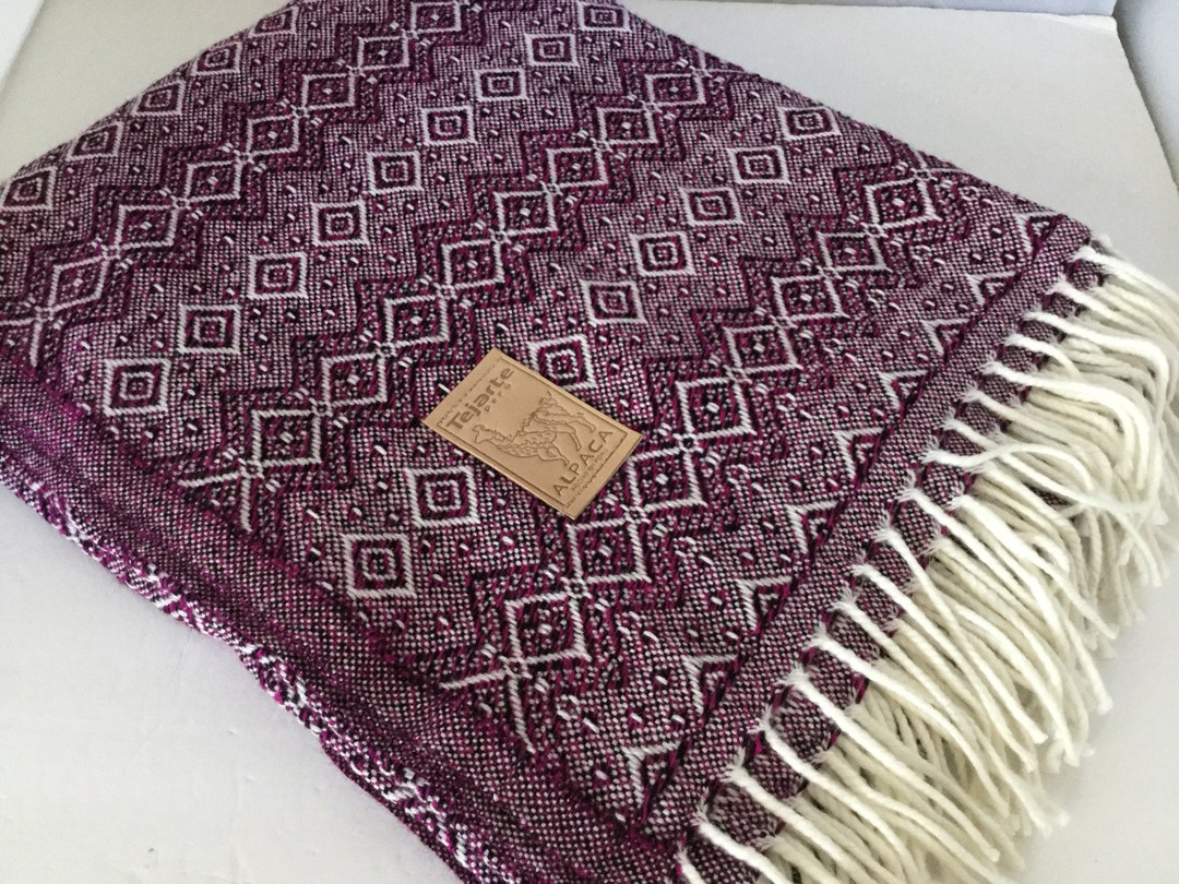Alpaca Blanket Home Decoration Warm Blanket Made in Peru Luxury Blanket ...