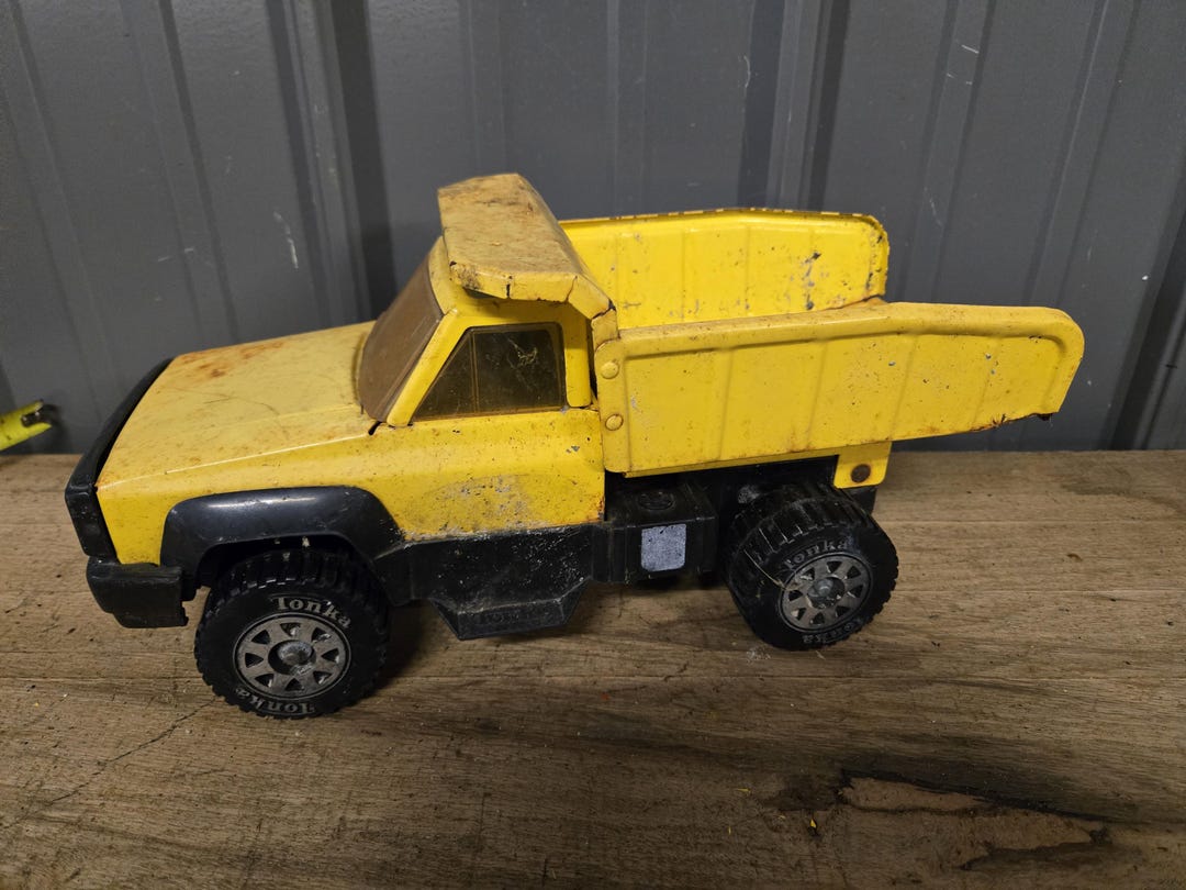 Hasbro Tonka Yellow Dump Truck 2001 Metal and Plastic Kids Toy ...