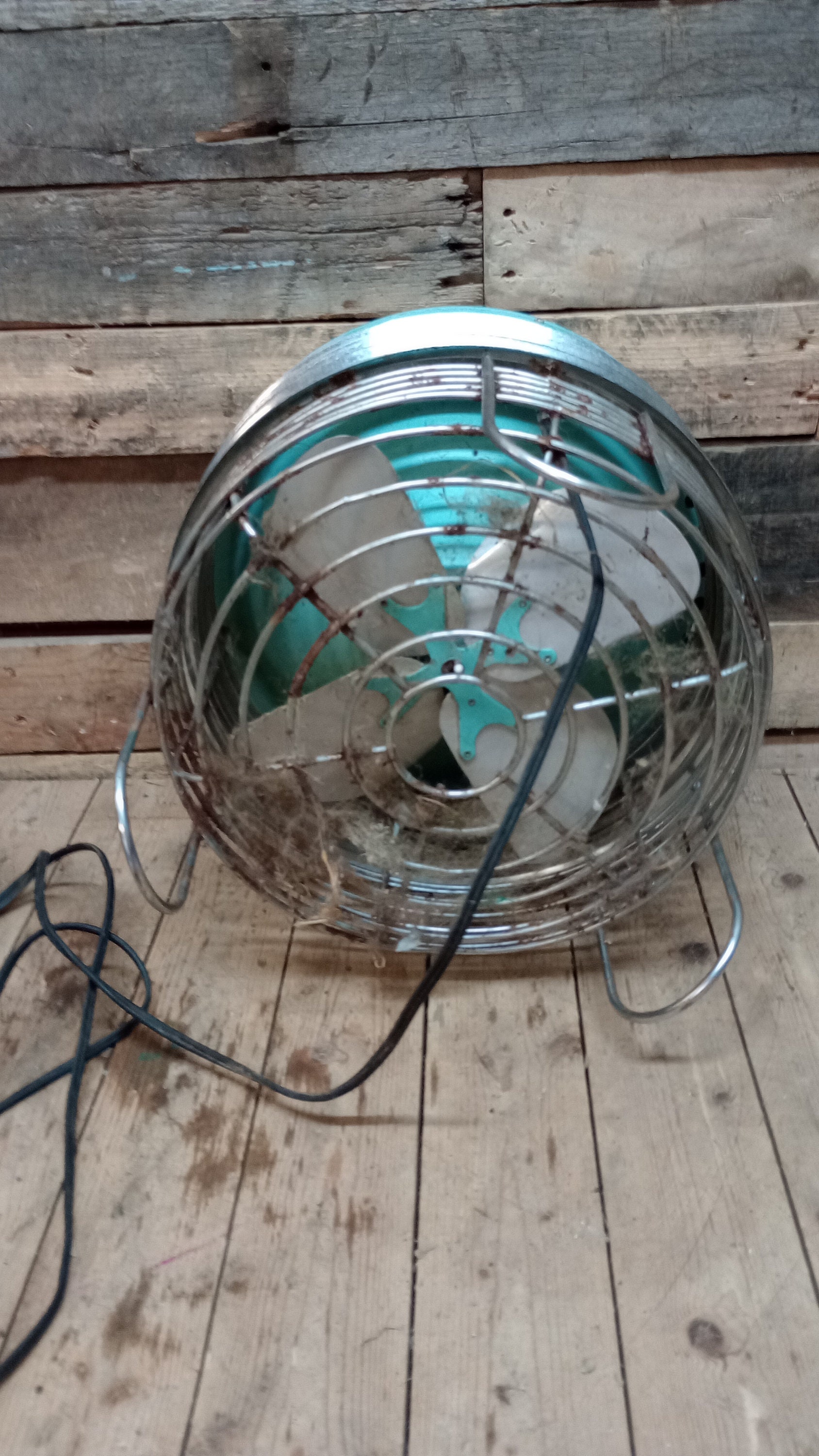 Vintage 1950's Hassock 3 Speed Floor Fan - Blue Green Circular - Etsy
