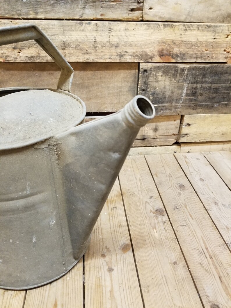 Vintage #10 Galvanized Watering Can - Etsy
