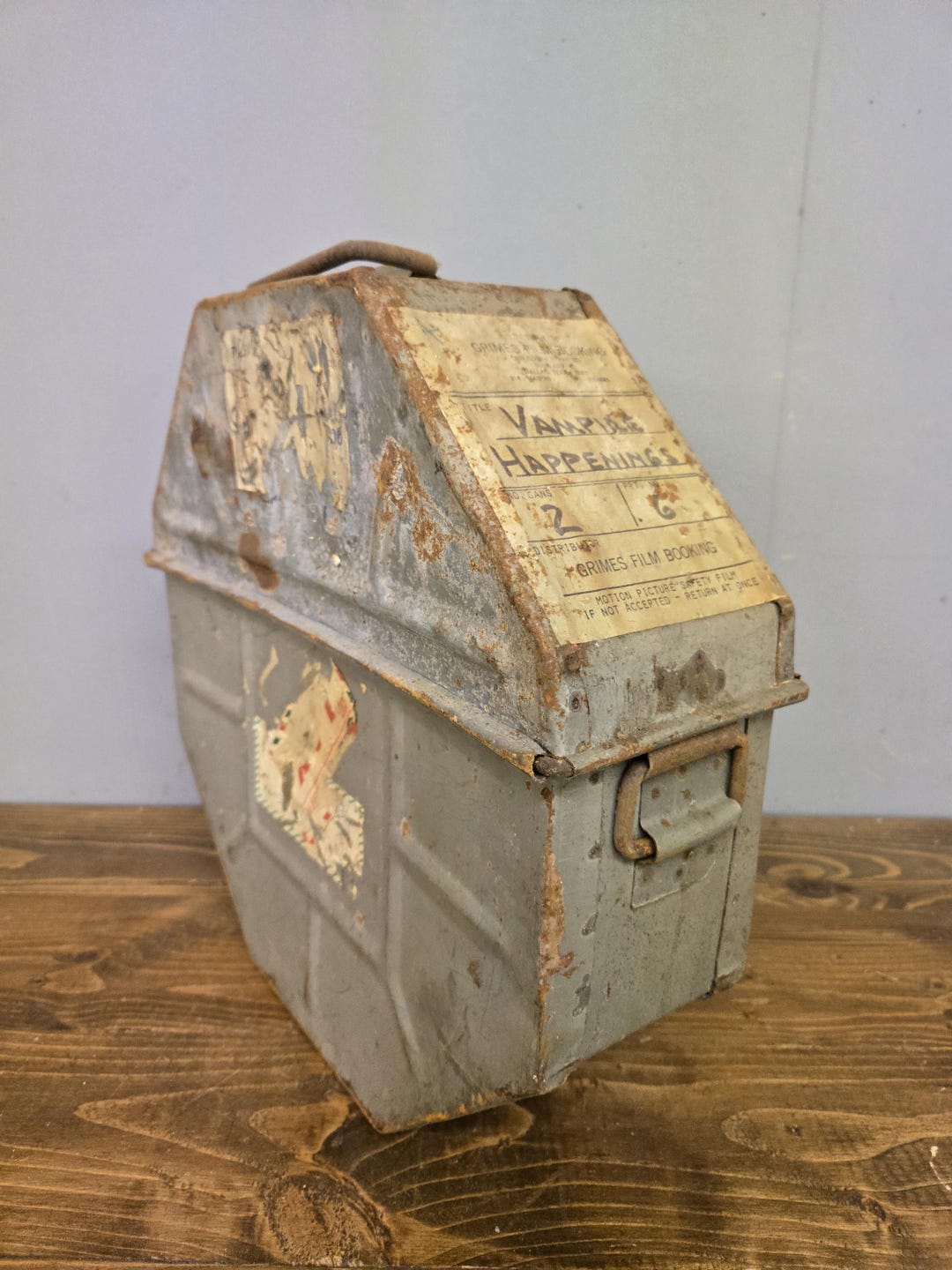 Vintage Metal Grime Films Movie Cinema Film Reel Case Canister-empty ...