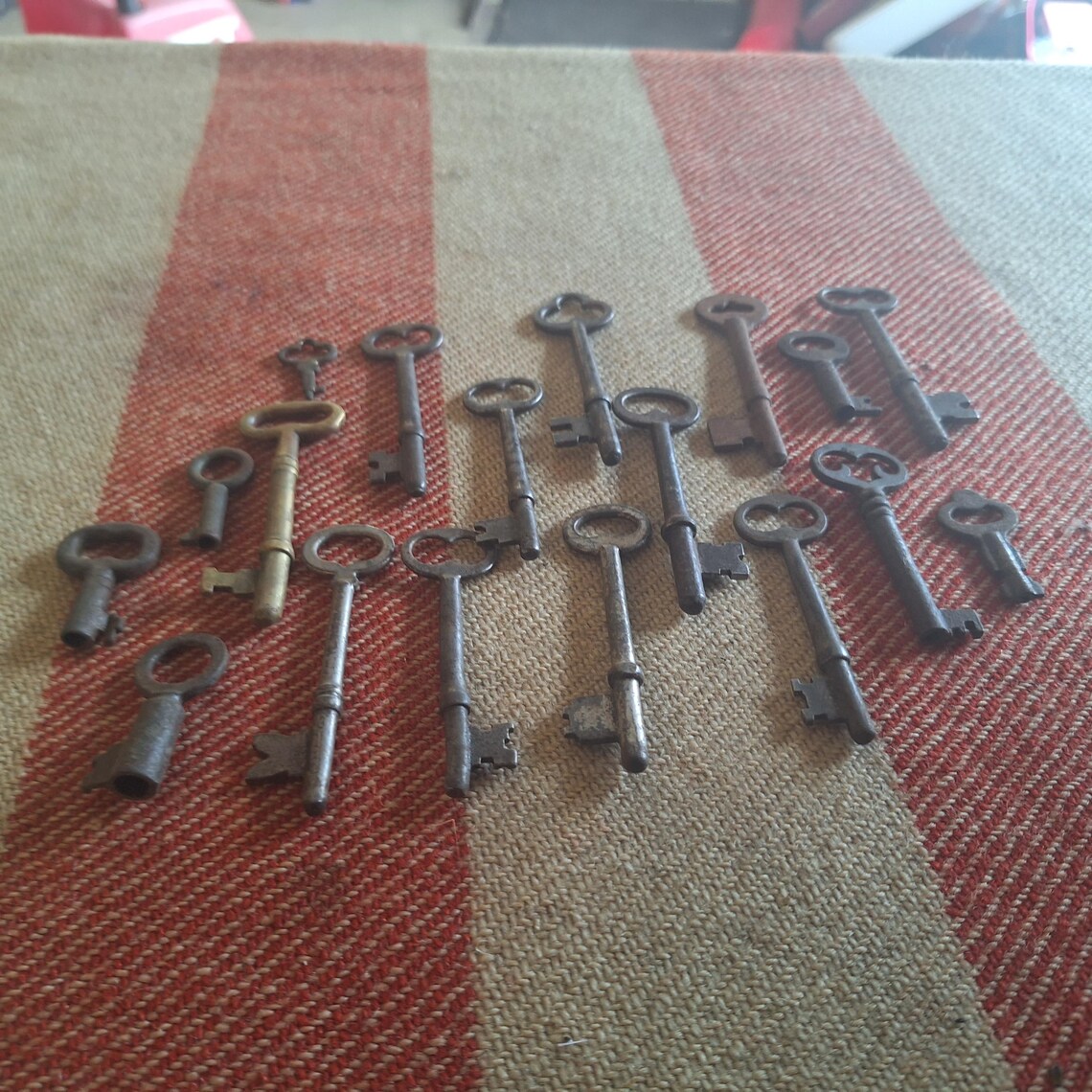 Authentic Real Vintage Metal Skelton Key Lot of 18 Pin Key Barrel Key ...