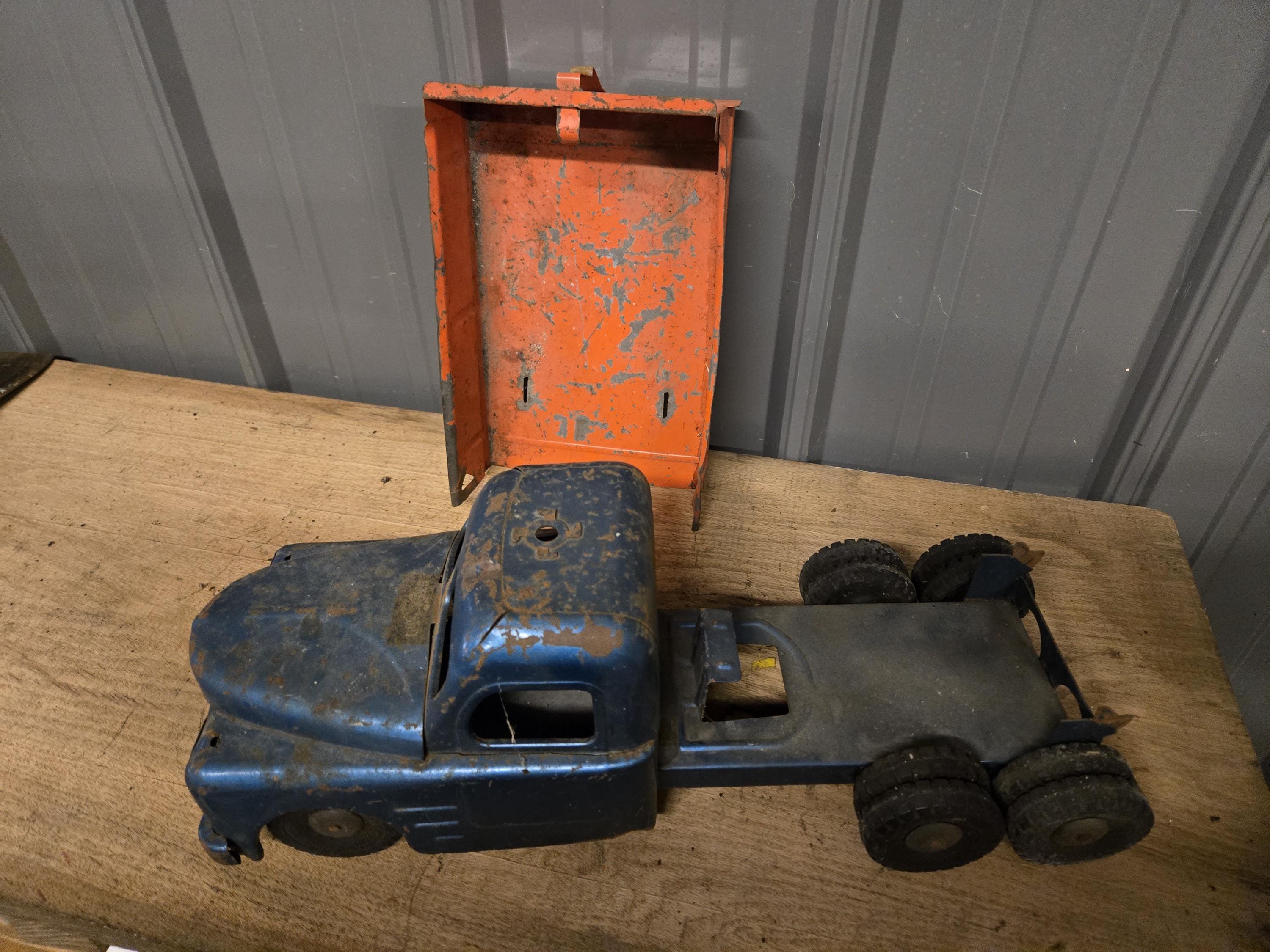 Vintage Structo Air Lift Dump Truck Pressed Steel Toy 20 Blue Orange ...