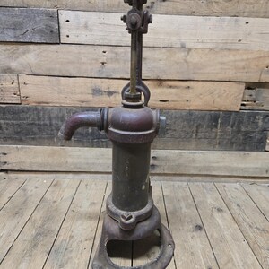 Vintage Heavy Duty Cast Iron Hand Water Pump, Yard Display Decor - Etsy
