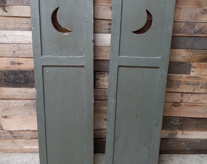 Antique Farmhouse Outhouse Wooden Doors With Moon Cut Out - Etsy