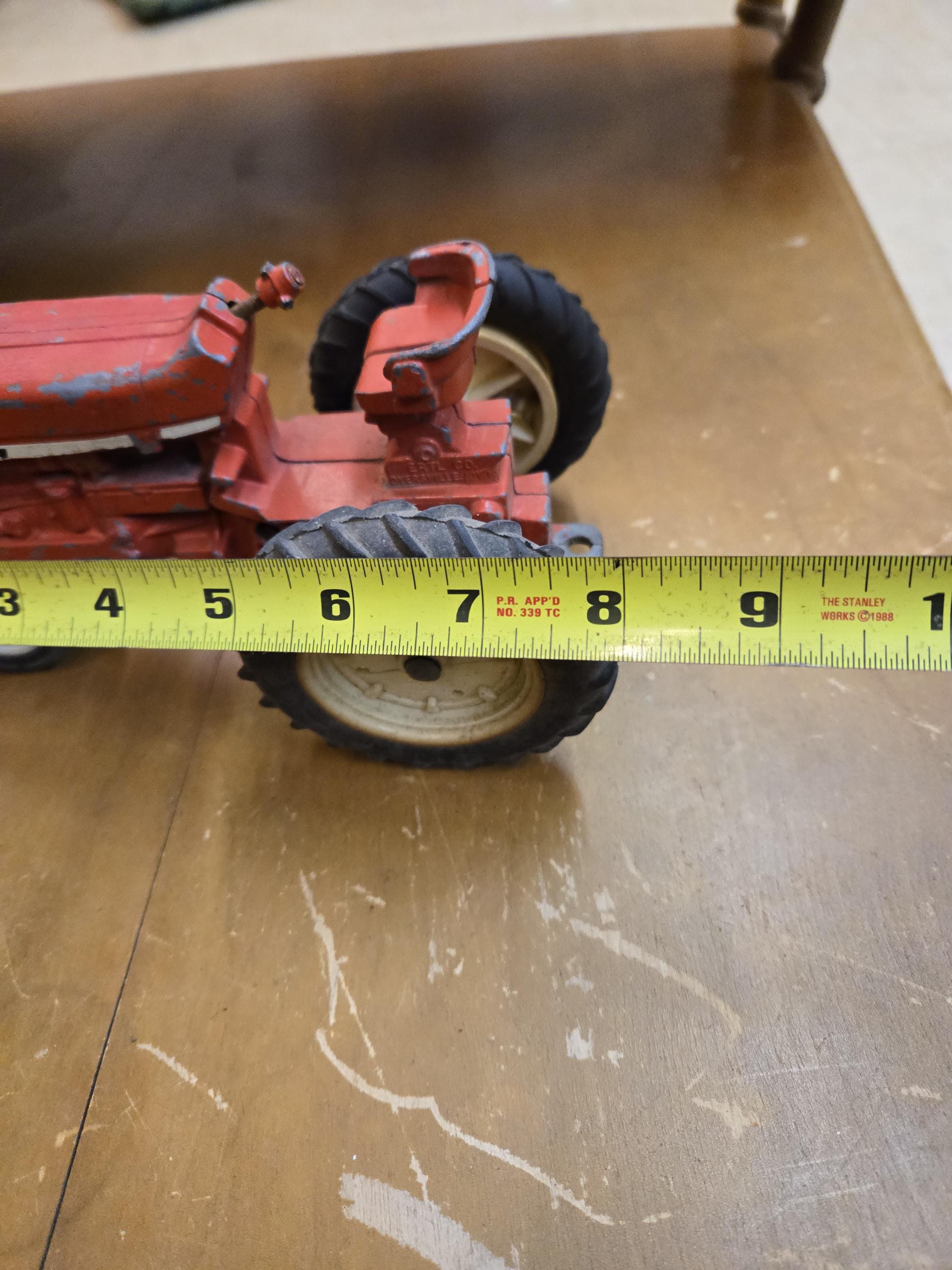 Vintage ERTL Die Cast Metal International Harvester Farm 1/16 Red ...