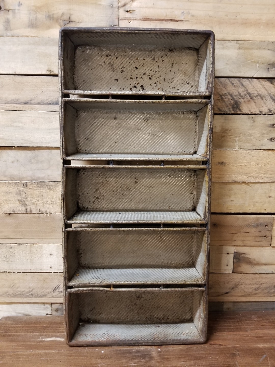Vintage Industrial 5 Loaf Metal Bread Pan, Vintage Metal Bread Mold ...