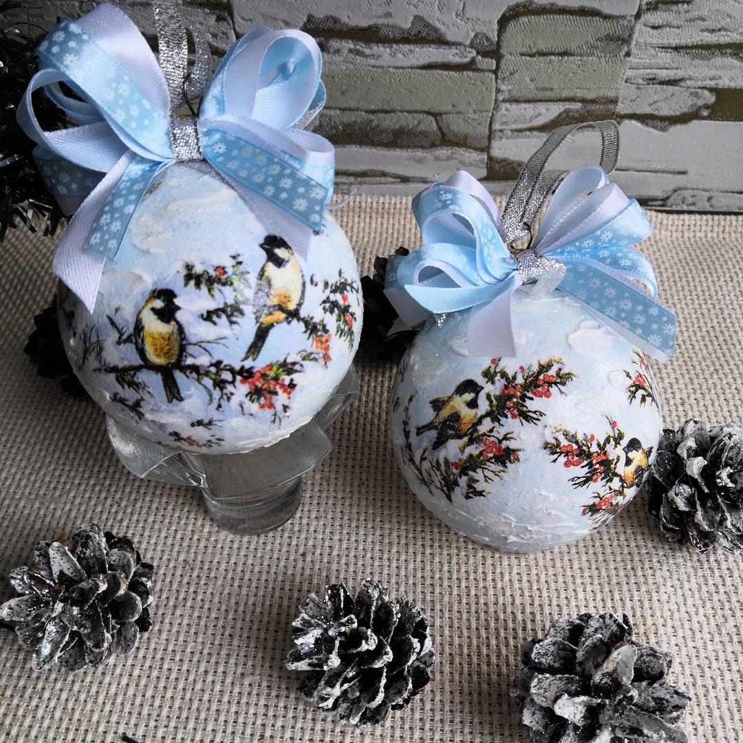 Christmas Decoration Set of 2 Balls Christmas Bauble Ornament Christmas ...