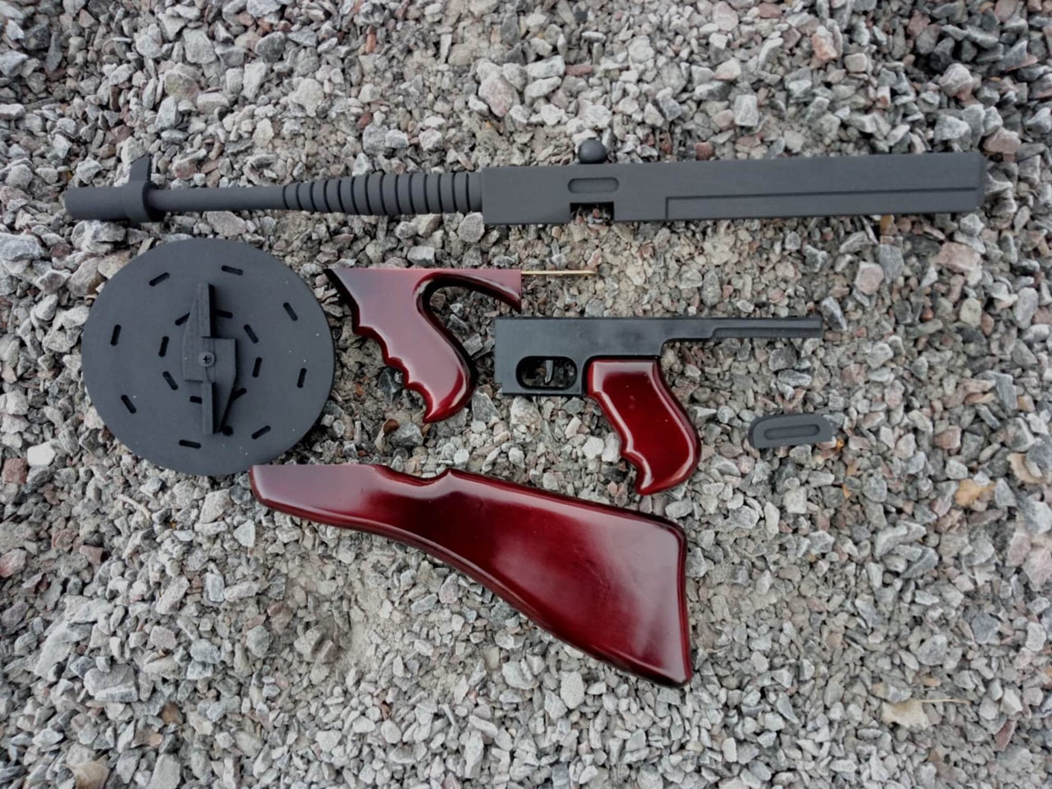 Thompson M1928 Submachine Gun, Wooden Fantasy Cosplay, Scale1:1, Wooden ...