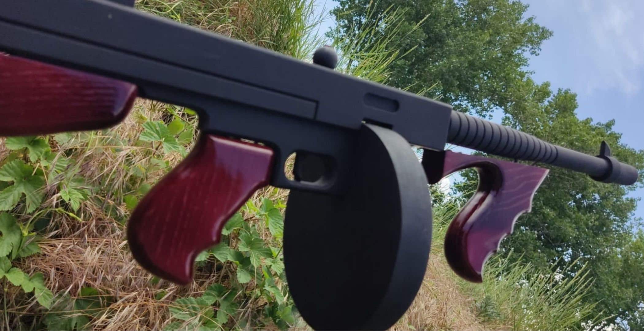 Thompson M1928 Submachine Gun, Wooden Fantasy Cosplay, Scale1:1, Wooden ...