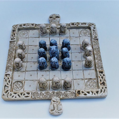 Celtic Chess Set aka. Fidchell - Etsy
