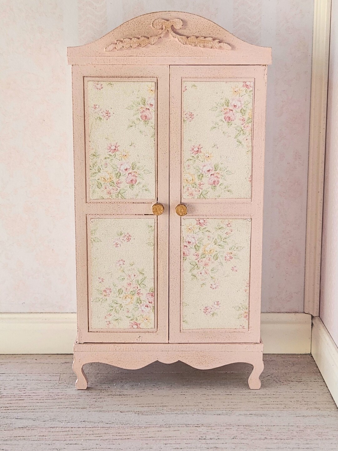 Dollhouse Wardrobe, Dollhouse Furniture, Shabby Chic Miniatures, Pink ...