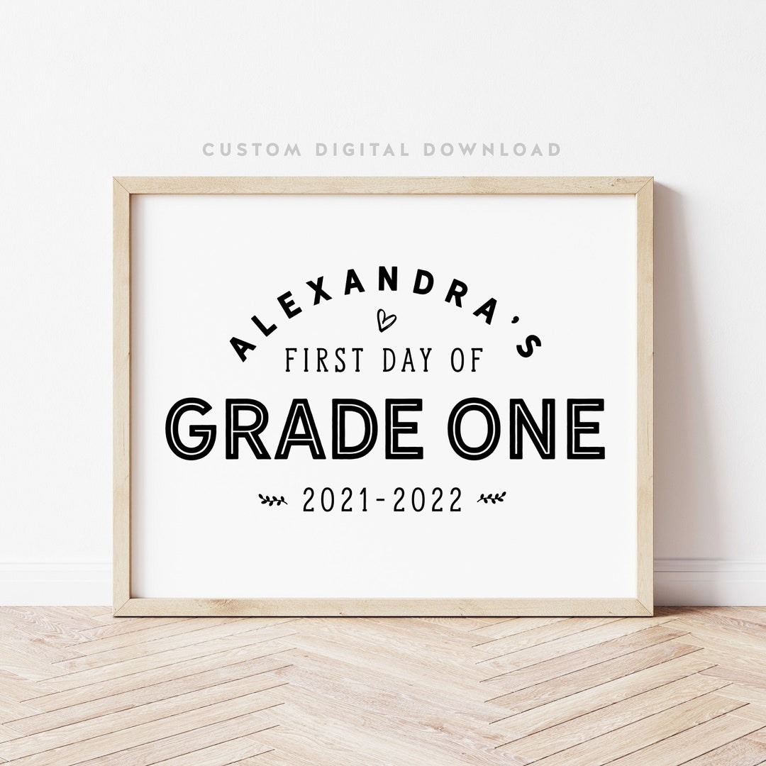 Printable First and Last Day of School Sign, Custom Back to School ...