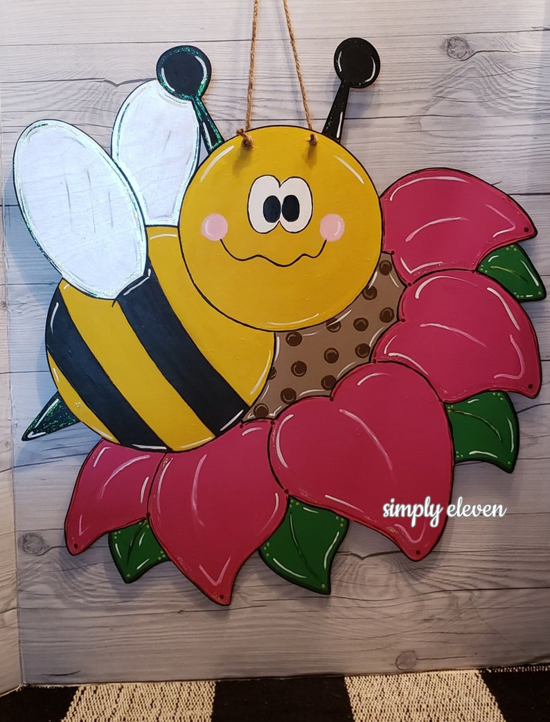 Bee Door Hanger for Front Door, Summer Home Decor, Honey Bee Decoration ...