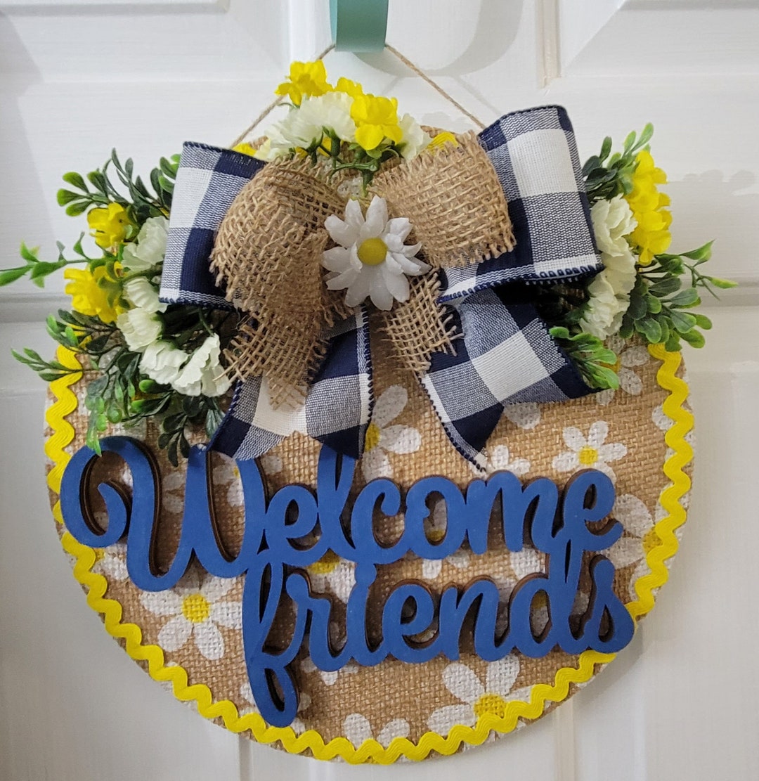 Welcome Friends Round Door Sign - Etsy