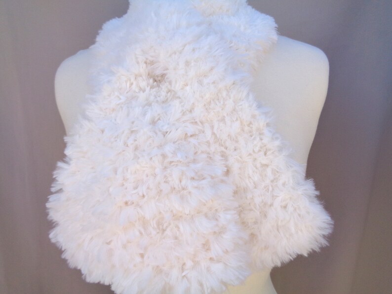 Faux Fur Neck Warmer Scarf Knitting Pattern, Pull Through Keyhole Scarf ...