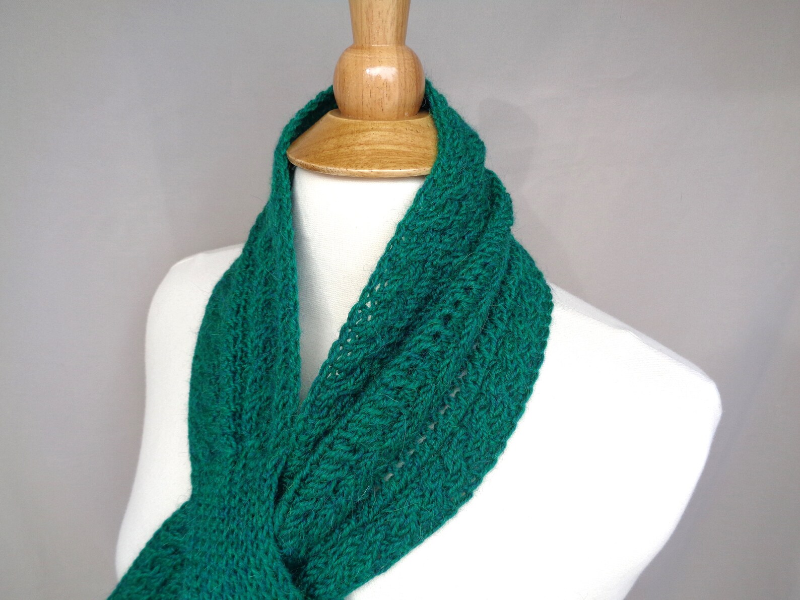 Pull Through Keyhole Scarf With Cables Knitting Pattern Neck | Etsy