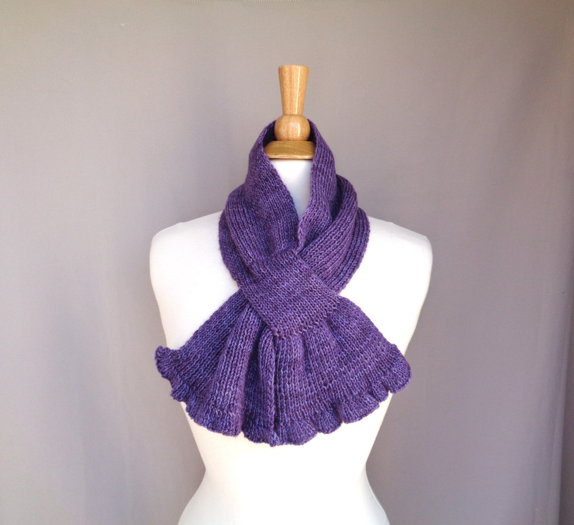 Ruffled Keyhole Scarf Knitting Pattern Cozy Neck Warmer Pull - Etsy