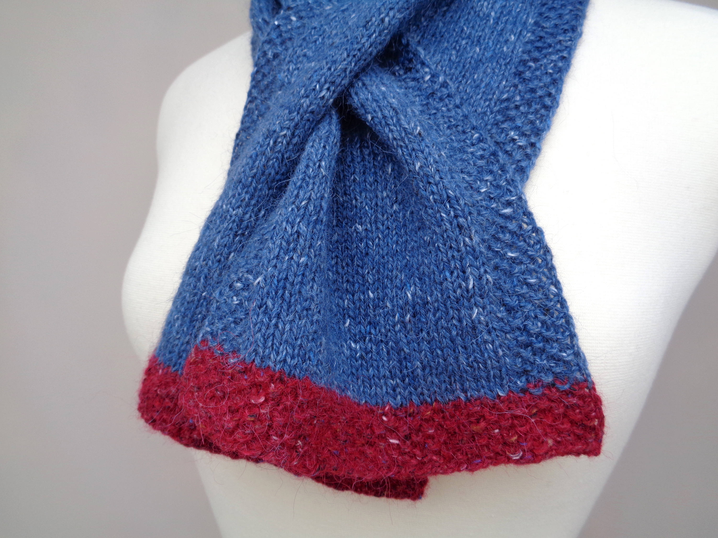 Keyhole Scarf Knitting Pattern Stockinette With Seed Stitch - Etsy
