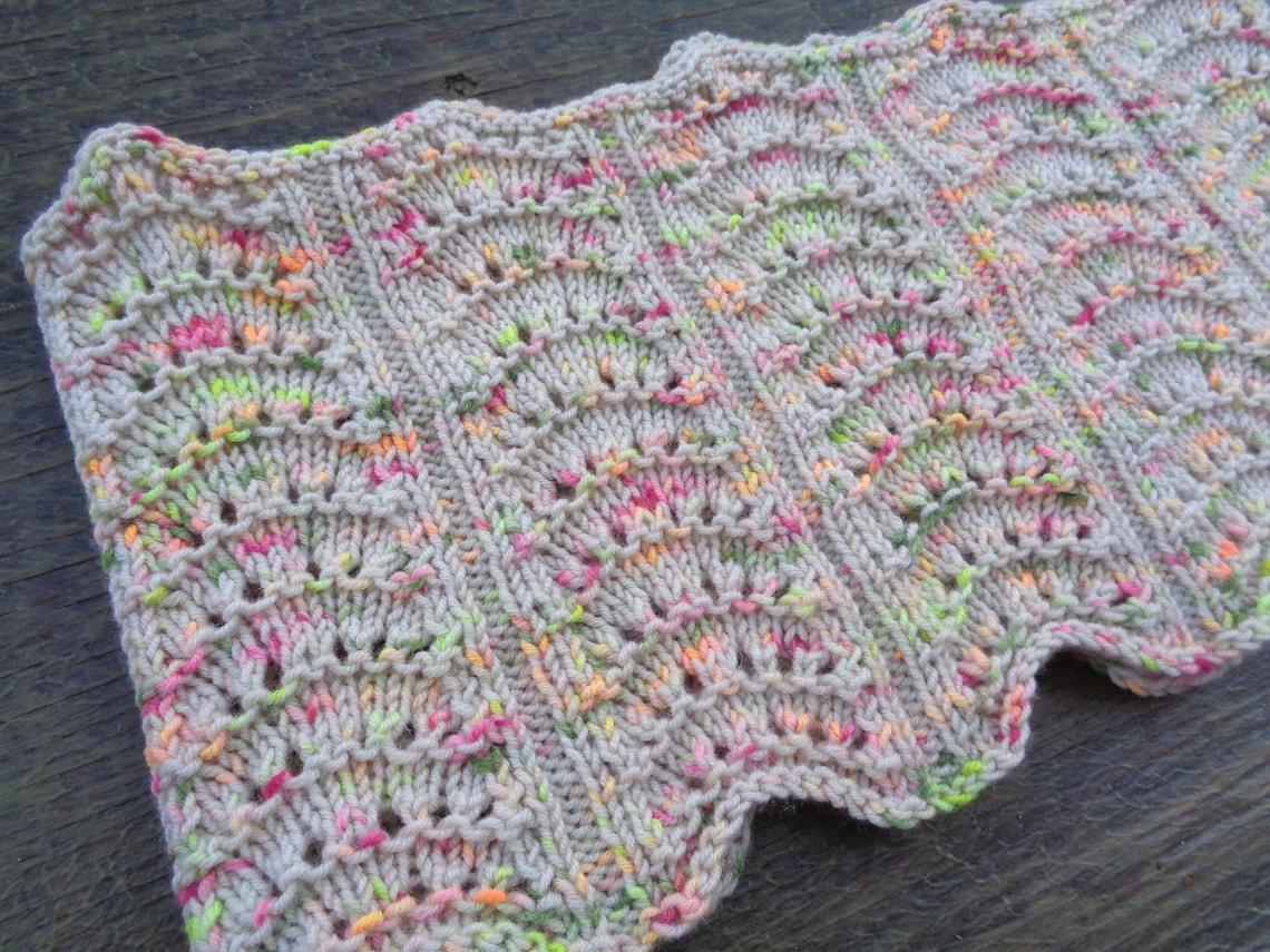 Scallop Lace Cowl Scarf Knitting Pattern Neck Warmer Loop | Etsy