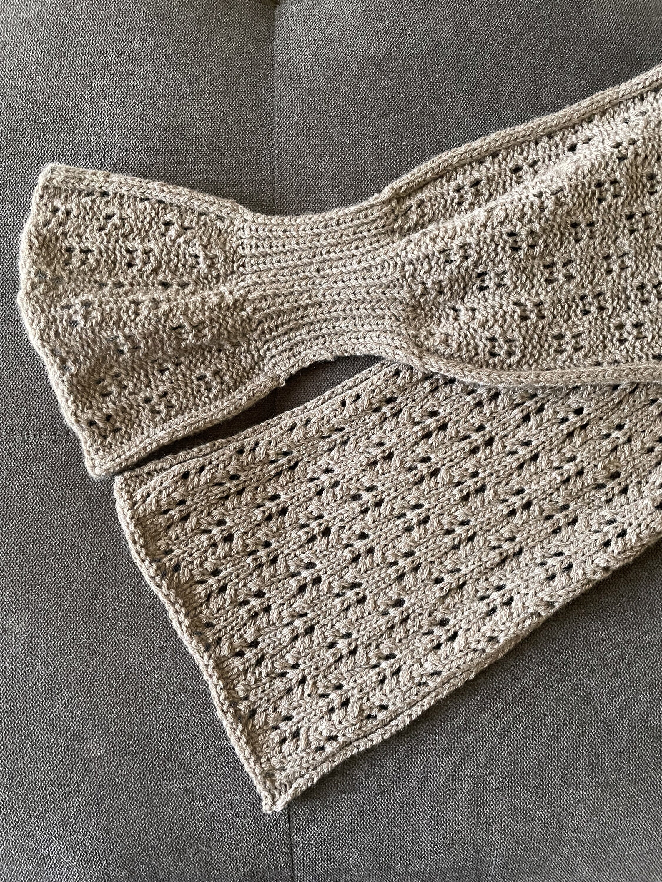 Eyelets Lace Keyhole Scarf Knitting Pattern, Pull Through Neck Warm ...