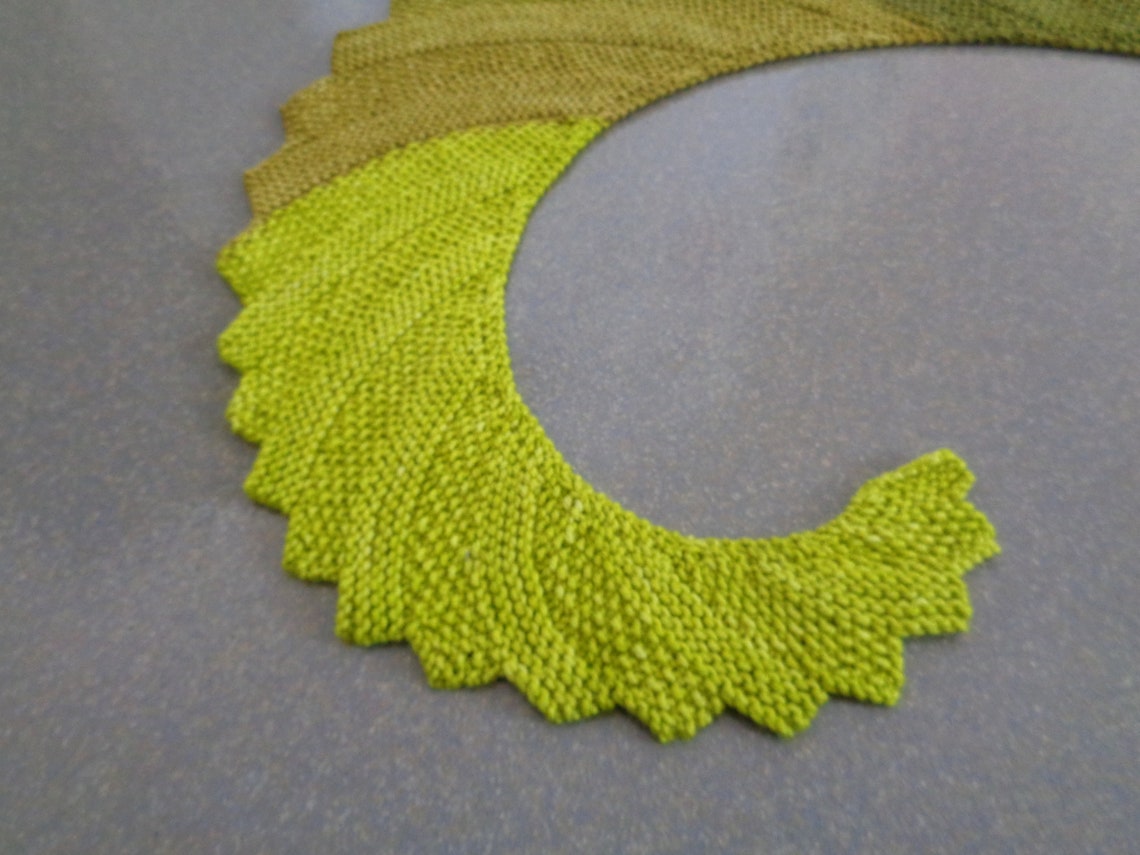 Curved Scarf Knitting Pattern Shoulder Shawl Infinity Cowl - Etsy