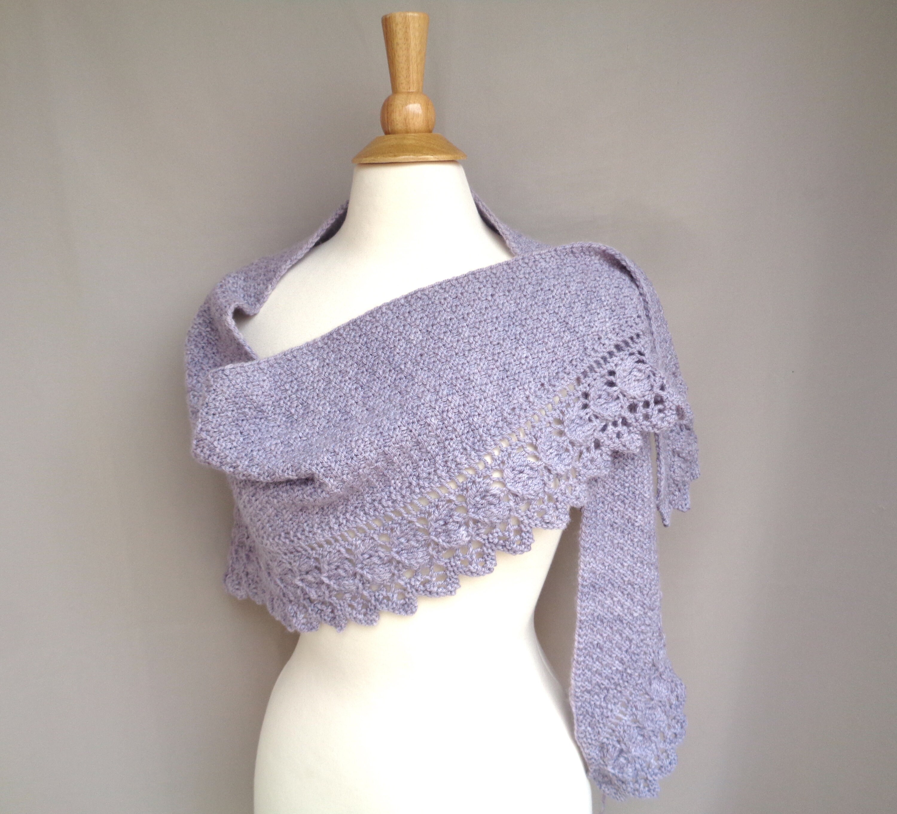 Scallop Edge Shawl Knitting Pattern, Shallow Elongated Wrap Shawl ...