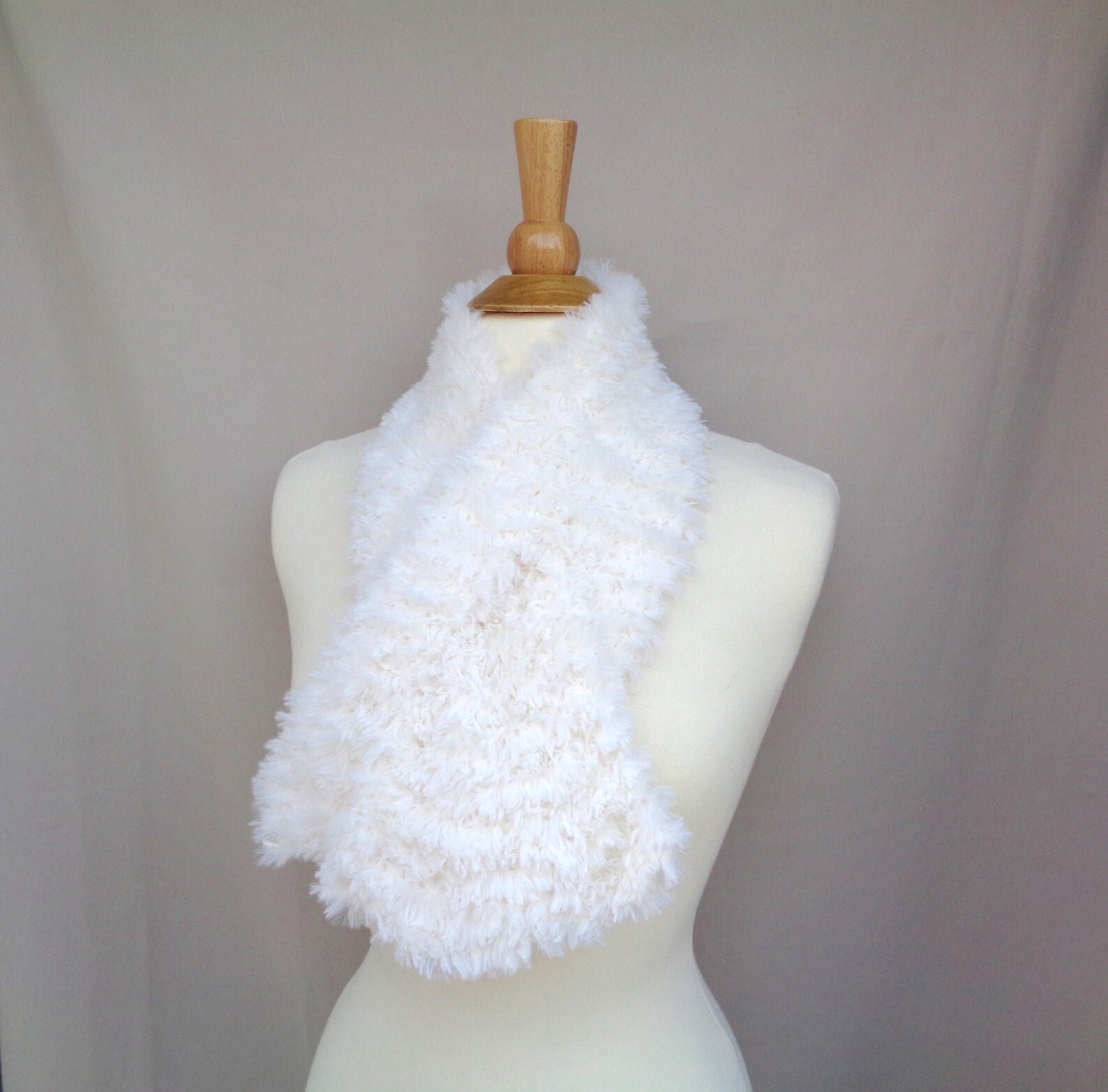 Faux Fur Neck Warmer Scarf Knitting Pattern, Pull Through Keyhole Scarf ...