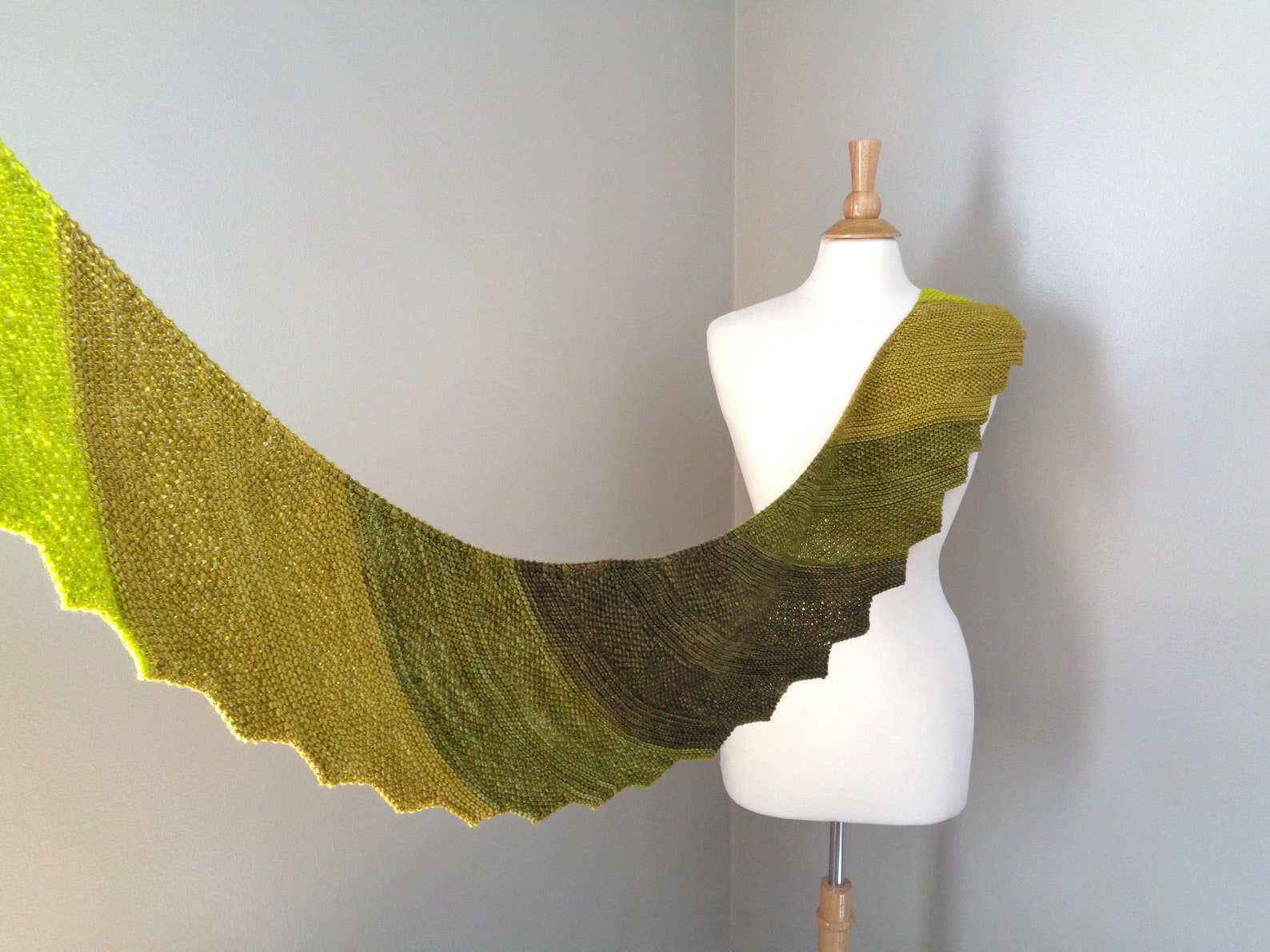 Curved Scarf Knitting Pattern Shoulder Shawl Infinity Cowl - Etsy