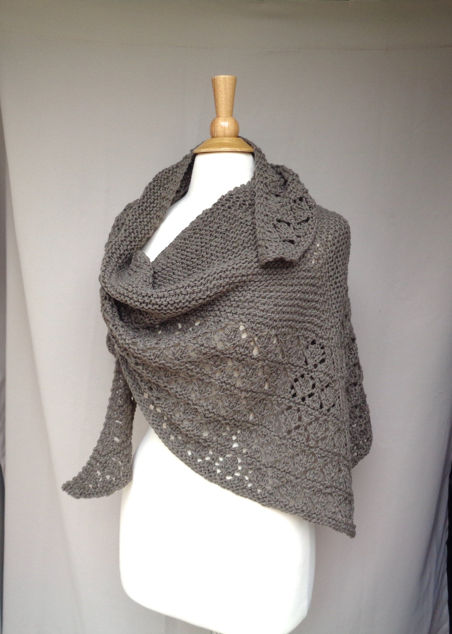 Diamond Lace Shawl Knitting Pattern Triangle Shape Shoulder | Etsy