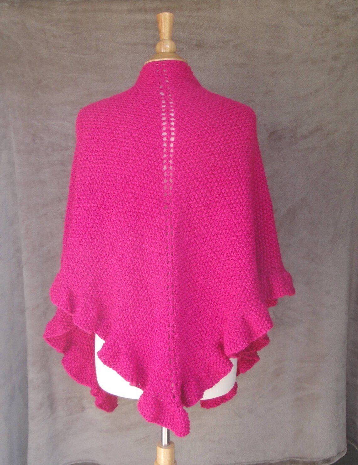 Ruffle Edge Shawl Knitting Pattern, Easy Knit Shawl, Worsted Aran Yarn ...