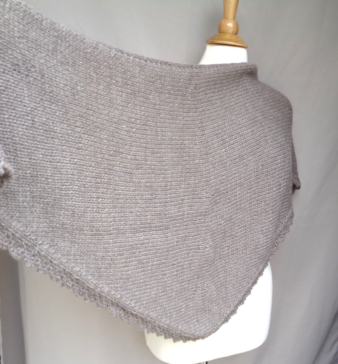 Chunky Shawl with Lace Border Knitting Pattern Side to Side | Etsy