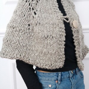 Shoulder Cape Knitting Pattern, Shoulder Warmer, Shawl With Button ...