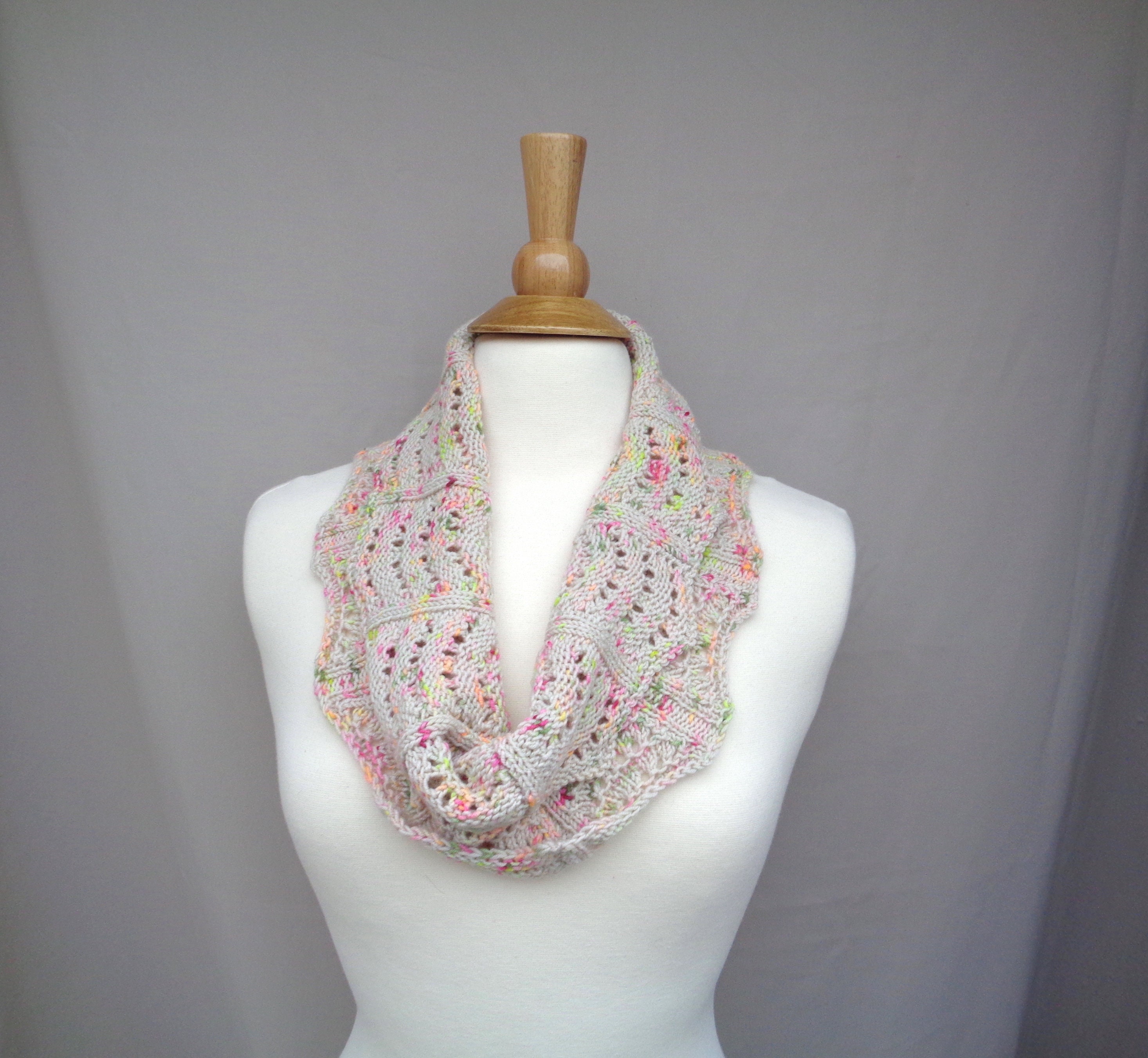 Scallop Lace Cowl Scarf Knitting Pattern Neck Warmer Loop | Etsy