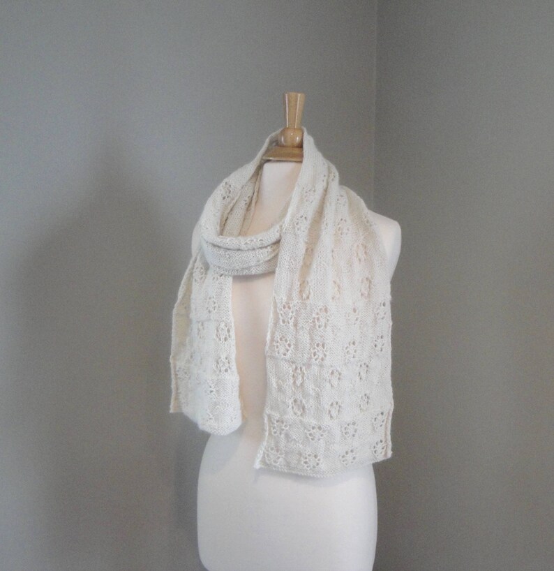 Lace Snowflake Scarf Knit Pattern, Sport Weight Yarn, Lacy Stars, Women ...