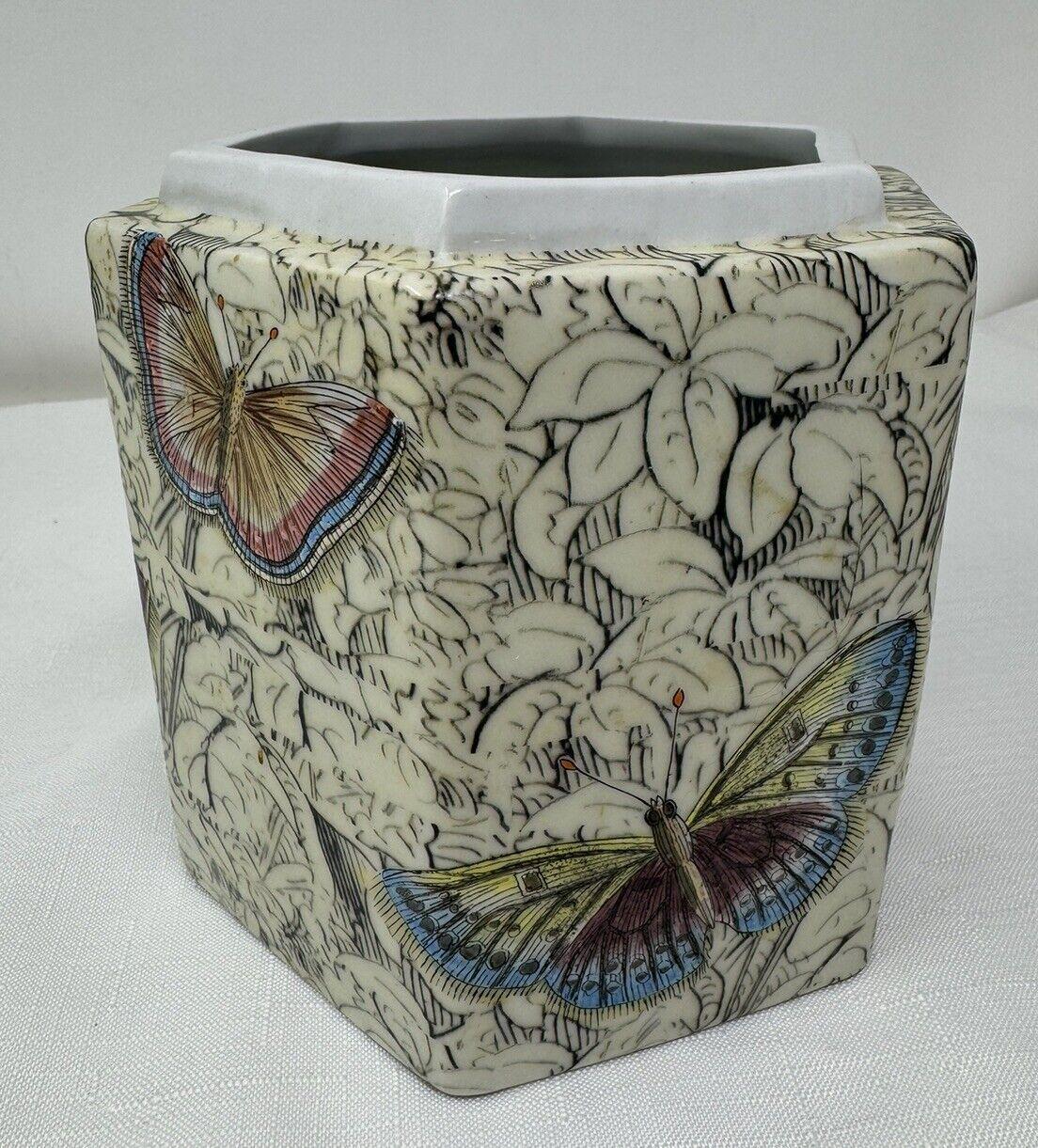 John Derian for Tozai Butterfly Vase Porcelain 5.75 Tall Buttlerflies ...