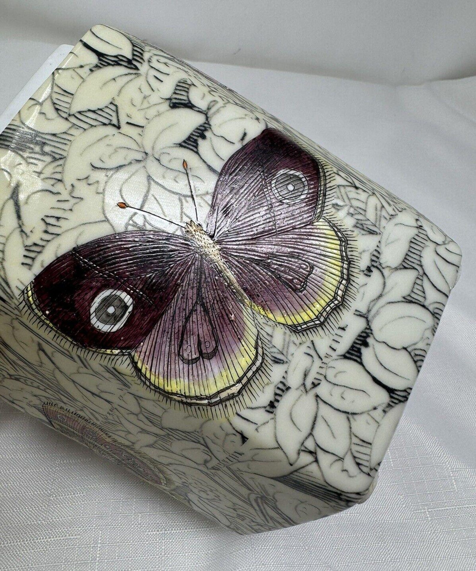 John Derian for Tozai Butterfly Vase Porcelain 5.75 Tall Buttlerflies ...