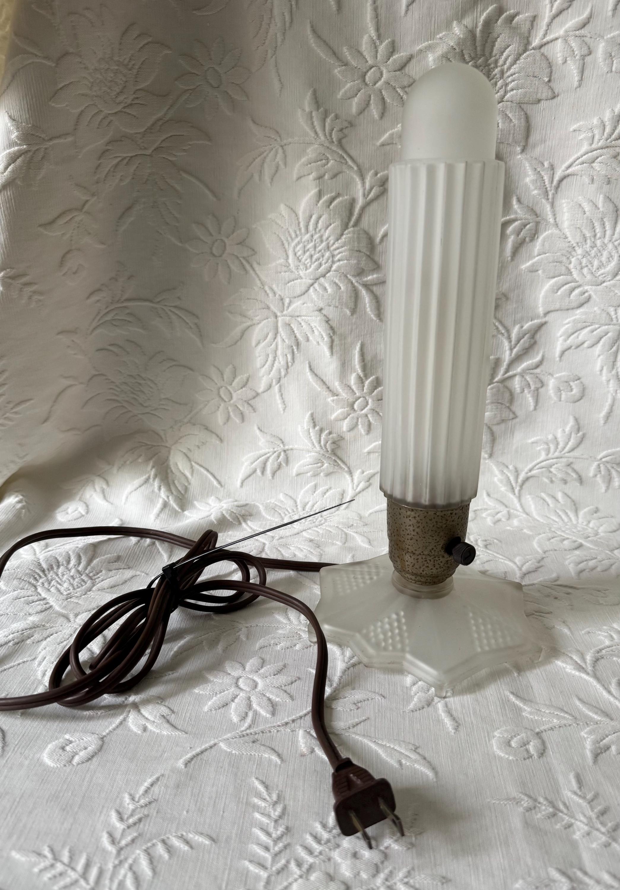 Art Deco Frosted Glass Torpedo / Skyscraper Lamp - Etsy