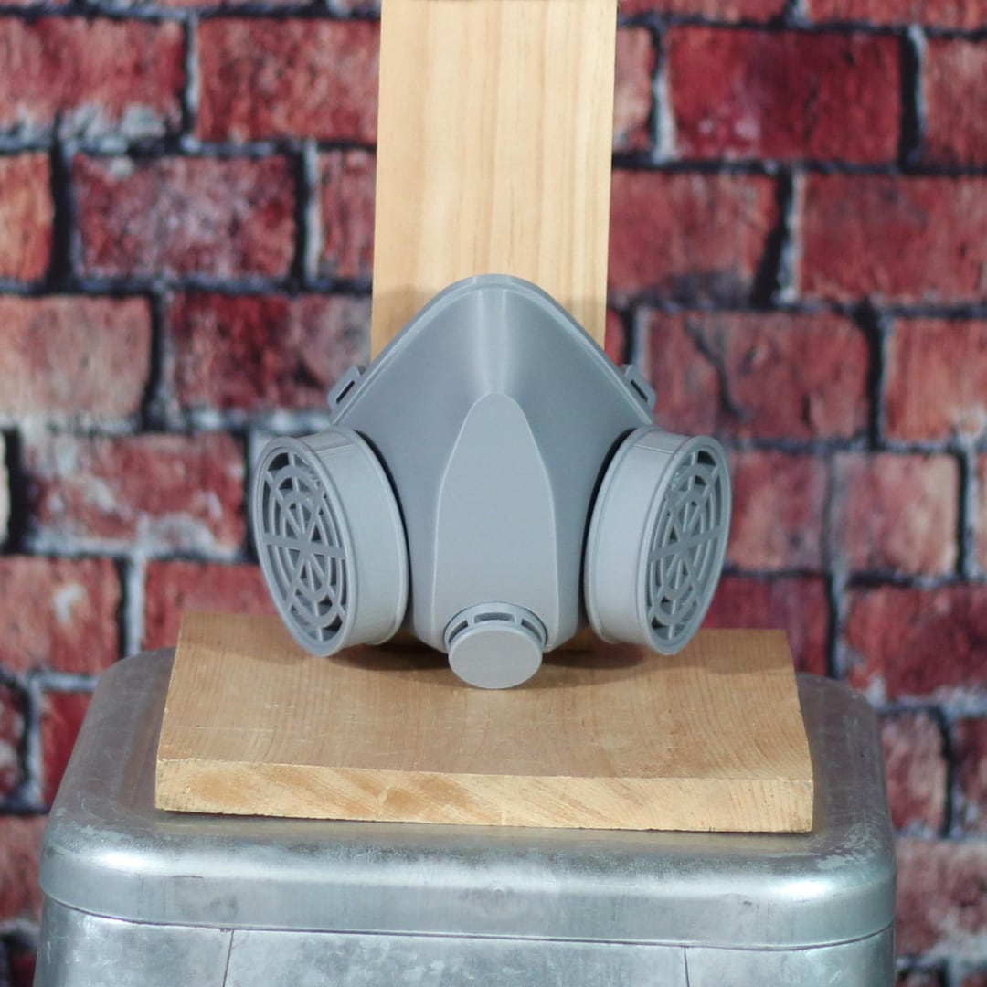 Kaiju Gas Mask V2 - Etsy