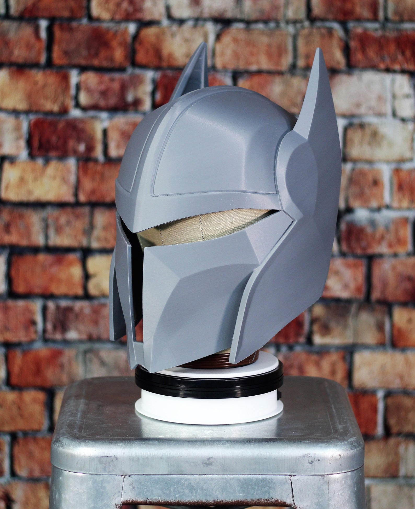 Bat-o-lorian Helmet - Etsy
