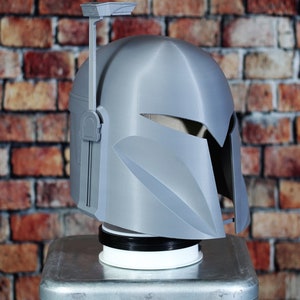 Kosha Reeves Night Owl Mando Helmet - Etsy