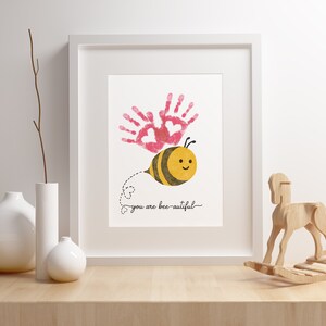 Bee Handprint Mother's Day Keepsake Birthday Gift for Her Mom Grandma ...