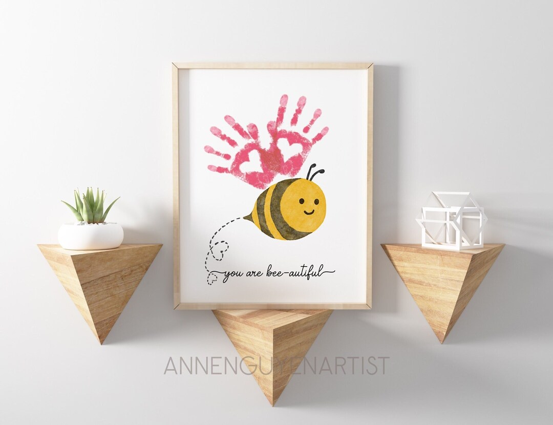 Bee Handprint Mother's Day Keepsake Birthday Gift for Her Mom Grandma ...
