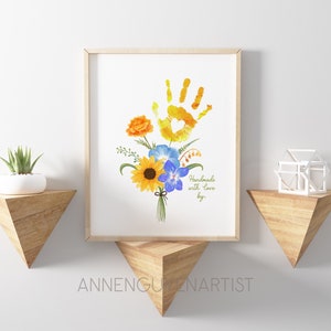 Bouquet Handprint Birthday Gift for Her Mom Mothers Day Grandmas Day ...